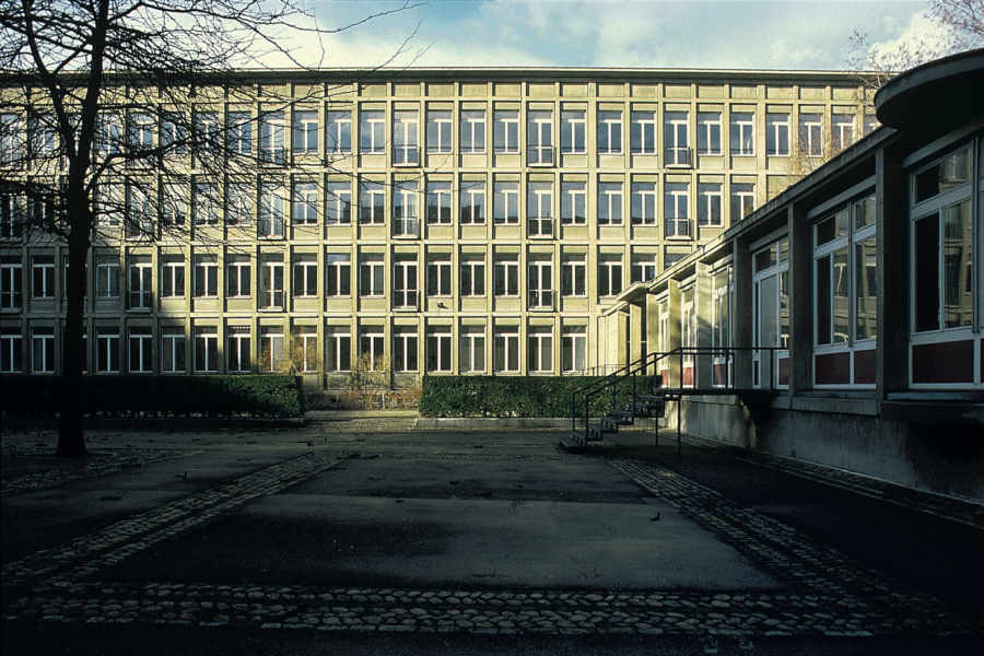 031 Apartment and Office Building Schwitter – Herzog & de Meuron